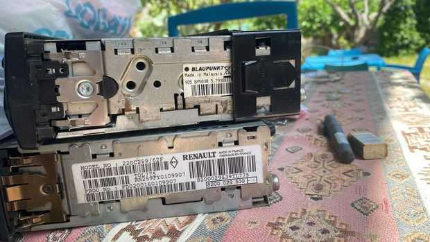 Need codes for Renault - ecoustics.com